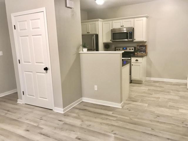 1 Bedroom Apartment for Rent at 10 Harlow St #D, Vernon, CT 06066