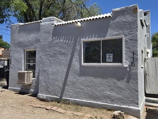 1 Bedroom Apartment for Rent at 110 Mesa St Se #110, Albuquerque, NM 87106 Silver Hill