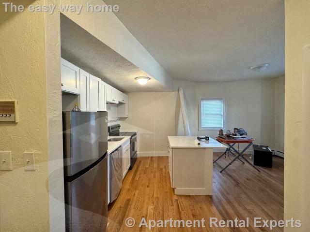 1 Bedroom Apartment for Rent at 111 Walnut St #20, Somerville, MA 02145 Winter Hill