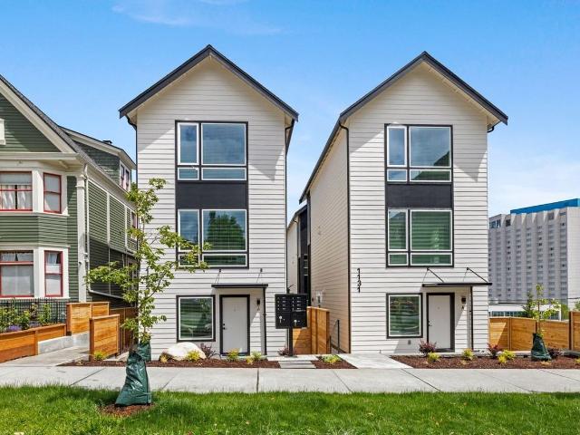 1 Bedroom Apartment for Rent at 1129 Fawcett Ave #A, Tacoma, WA 98402 New Tacoma
