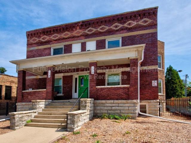 1 Bedroom Apartment for Rent at 112 N Center St #6, Joliet, IL 60435 River Bluffs
