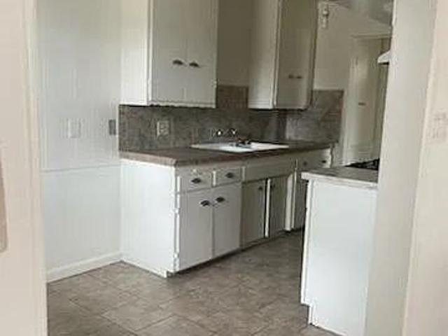 1 Bedroom Apartment for Rent at 1136 W Broadway #6, Anaheim, CA 92805 The Colony