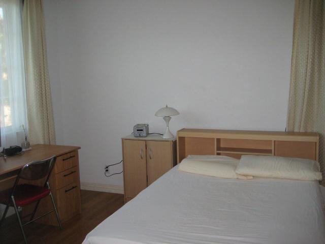 1 Bedroom Apartment for Rent at 11407 Culver Boulevard, Los Angeles, CA 90066 Marina del Rey