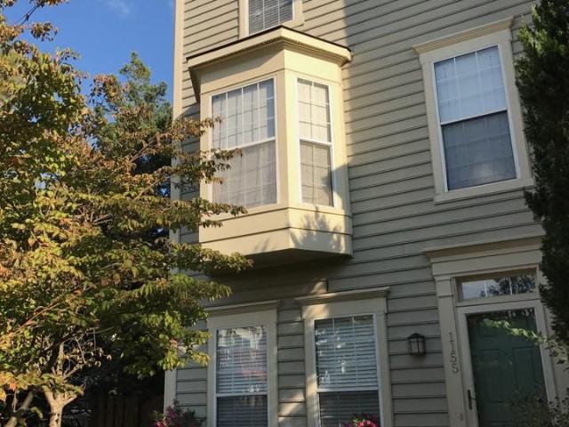 1 Bedroom Apartment for Rent at 1155 Cypress Tree Place, Herndon, VA 20170 Herndon