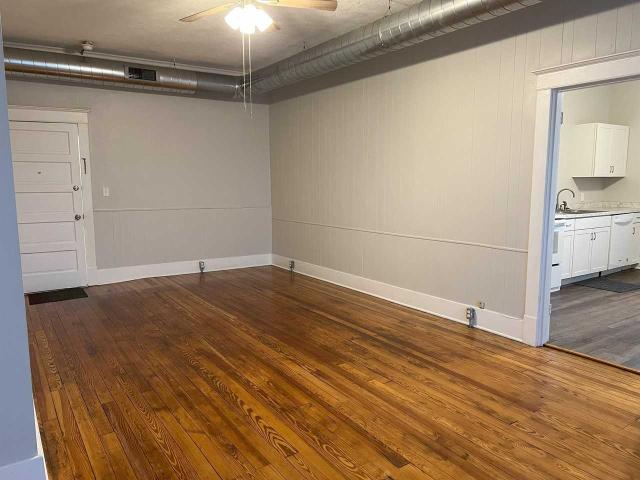 1 Bedroom Apartment for Rent at 116 N Lincoln Blvd #116 1, Hodgenville, KY 42748