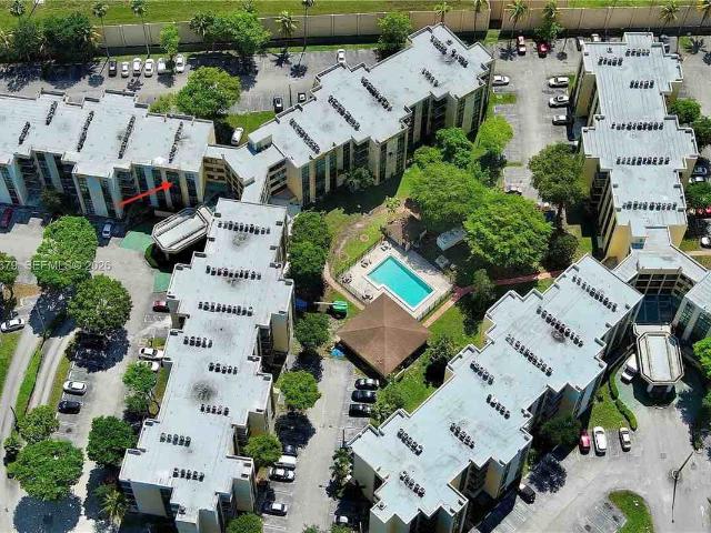 1 Bedroom Apartment for Rent at 11750 Sw 18th St, Tamiami, FL 33175 International Gardens