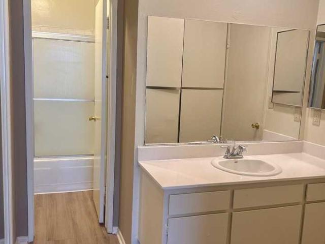 1 Bedroom Apartment for Rent at 11840 Chandler Blvd #218, Los Angeles, CA 91607 Valley Village