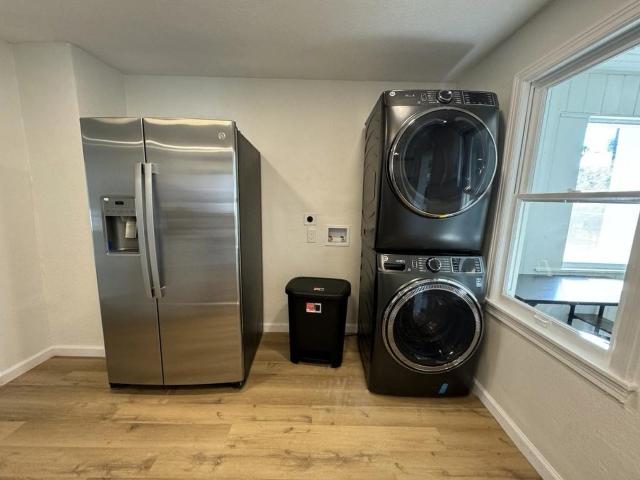 1 Bedroom Apartment for Rent at 11th St S, St. Petersburg, FL 33705 Lake Maggiore Shores
