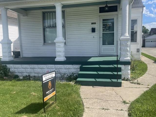 1 Bedroom Apartment for Rent at 1200 Longfield Ave #1, Louisville, KY 40215 Wyandotte