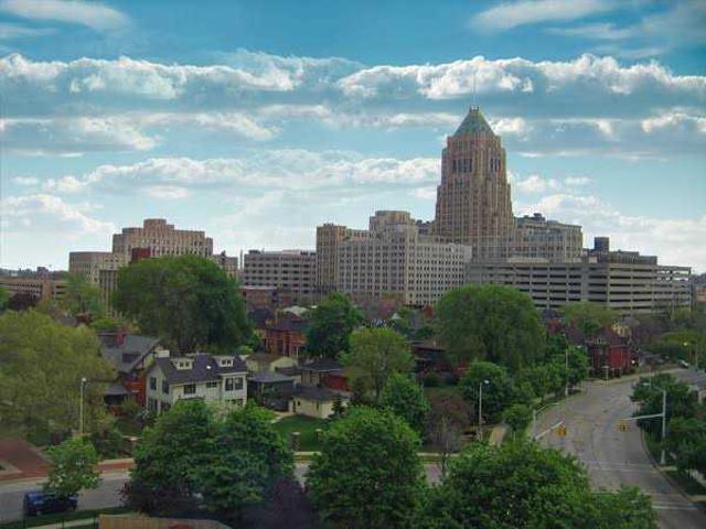 1 Bedroom Apartment for Rent at 1216 Pallister St #1216, Detroit, MI 48202 Central