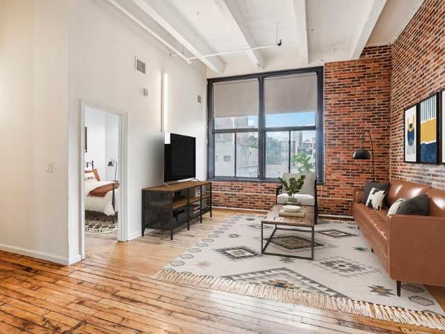 1 Bedroom Apartment for Rent at 1217 Spring Garden St #B, Philadelphia, PA 19123 North Philadelphia East