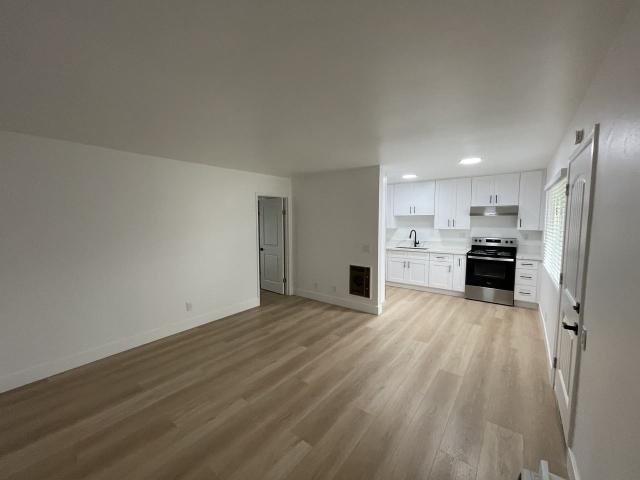 1 Bedroom Apartment for Rent at 1221 Beechwood Street #50, Santa Ana, CA 92705 Cabrillo Park