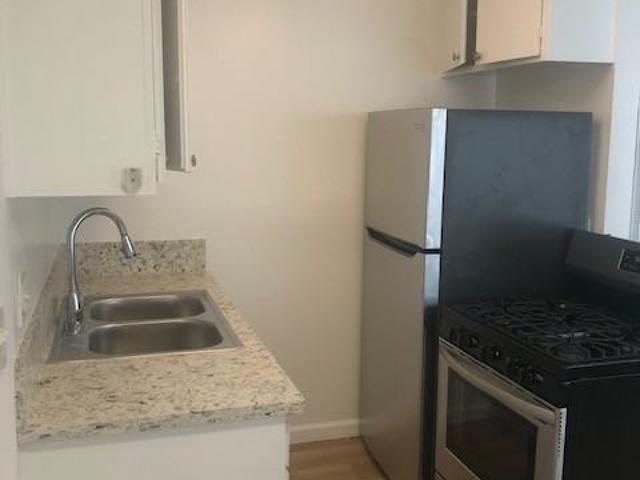 1 Bedroom Apartment for Rent at 12309 Culver Boulevard #3, Los Angeles, CA 90066 Marina del Rey