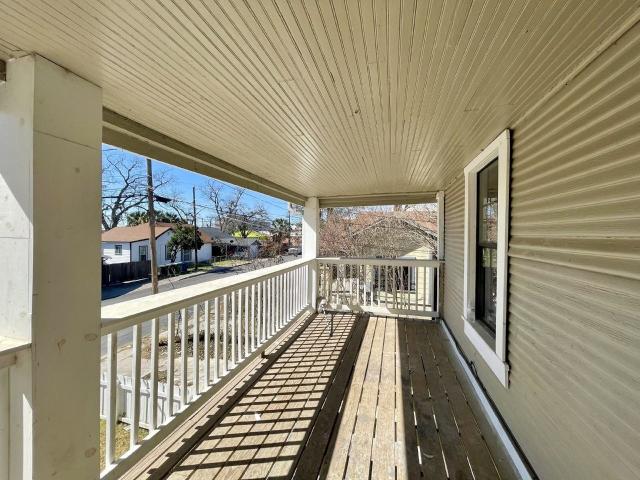 1 Bedroom Apartment for Rent at 127 Sandmeyer St #4, San Antonio, TX 78208 Government Hil