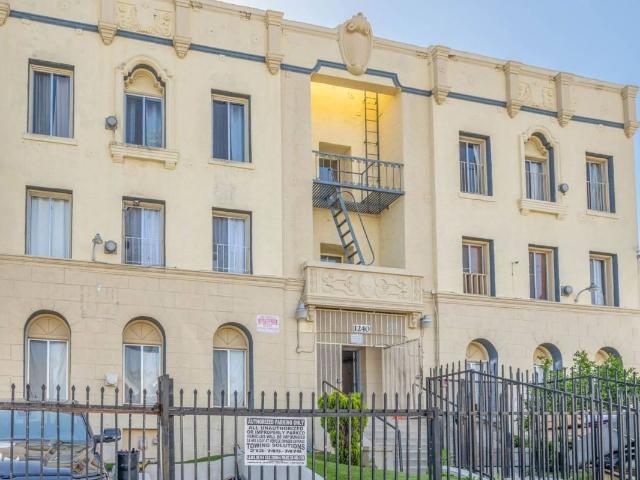 1 Bedroom Apartment for Rent at 1240 4th Ave #109A, Los Angeles, CA 90019 Olympic Park