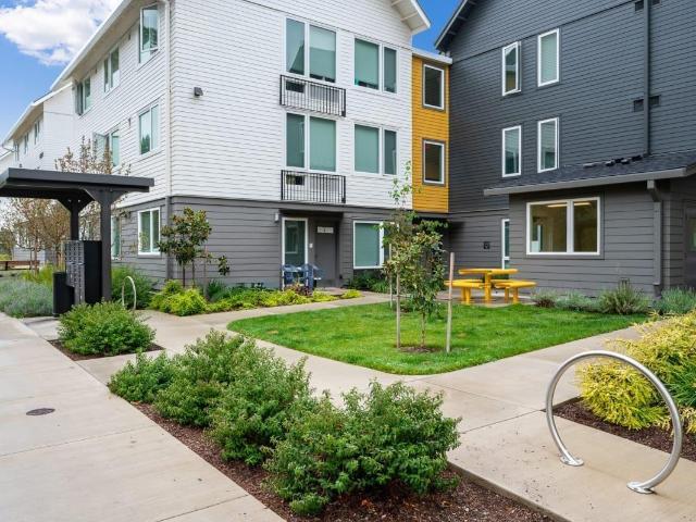1 Bedroom Apartment for Rent at 12608 Se Skyshow Pl, Happy Valley, OR 97086 Rock Creek