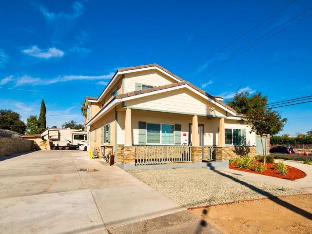 1 Bedroom Apartment for Rent at 1307 W 9th St, Santa Ana, CA 92703 Artesia Pilar