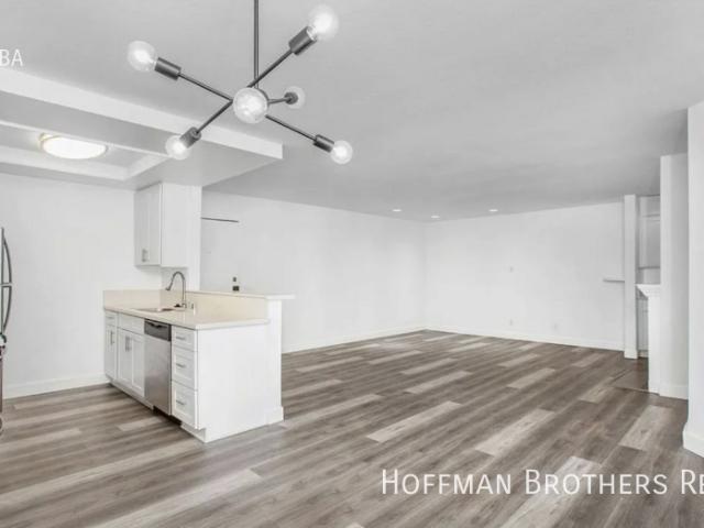 1 Bedroom Apartment for Rent at 1320 N Sierra Bonita Ave #110, Los Angeles, CA 90046 Hollywood Hills West