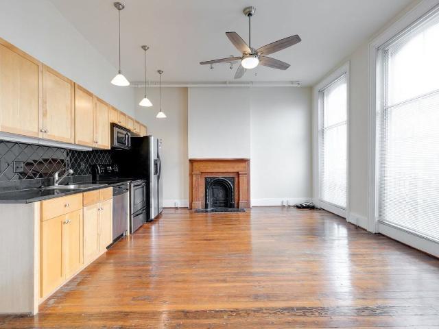 1 Bedroom Apartment for Rent at 1321 1/2 E Main St #214, Richmond, VA 23219 Shockoe Slip