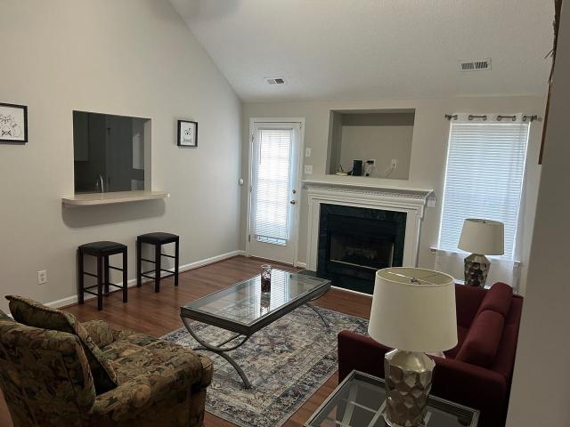 1 Bedroom Apartment for Rent at 1325 Bells Knox Rd, Charlotte, NC 28214 Coulwood West