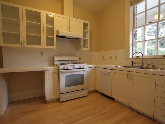 1 Bedroom Apartment for Rent at 1330 Kobbe Avenue #E, San Francisco, CA 94129 Presidio