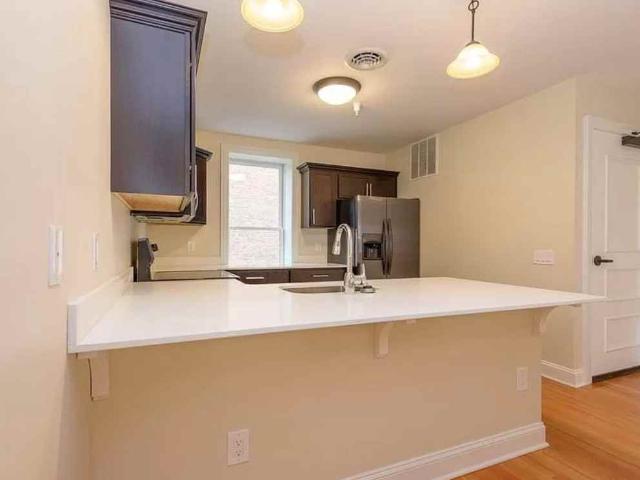 1 Bedroom Apartment for Rent at 134 Remsen St #302, Cohoes, NY 12047