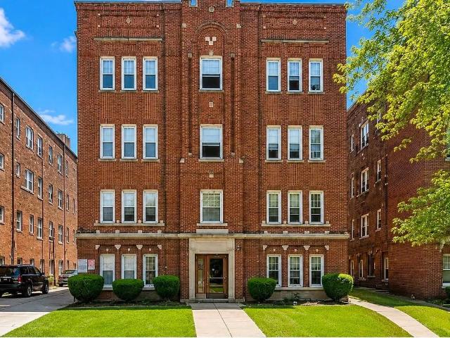 1 Bedroom Apartment for Rent at 1368 West St #1, Cleveland, OH 44113 Downtown Cleveland