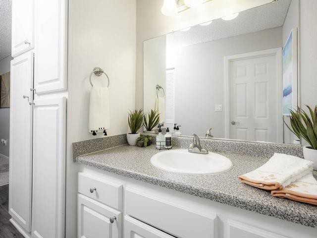 1 Bedroom Apartment for Rent at 13843 Tustin East Drive, Tustin, CA 92780 Tustin