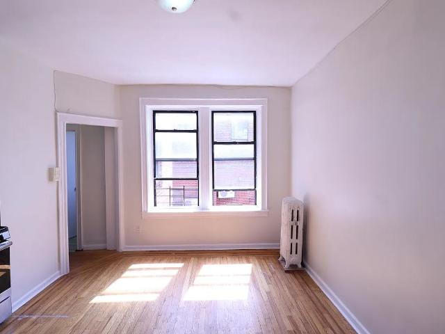 1 Bedroom Apartment for Rent at 139 18 34th Road #B7, New York, NY 11354 Flushing