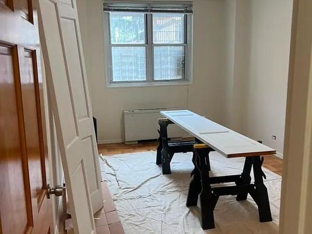 1 Bedroom Apartment for Rent at 1st Ave & E 81st St #1C, New York, NY 10028 Upper East Side