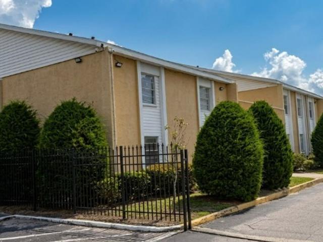 1 Bedroom Apartment for Rent at 2401 Jammes Rd, Jacksonville, FL 32210 Cedar Hills Estates