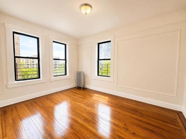 1 Bedroom Apartment for Rent at 2507 Cruger Ave, New York, NY 10467 Allerton