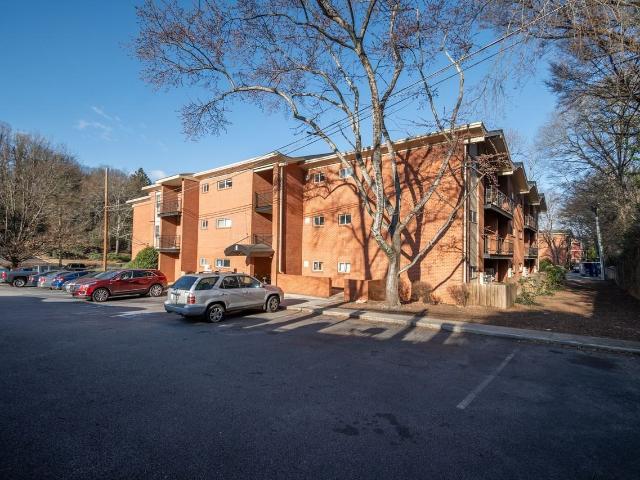 1 Bedroom Apartment for Rent at 250 Little St, Athens, GA 30605