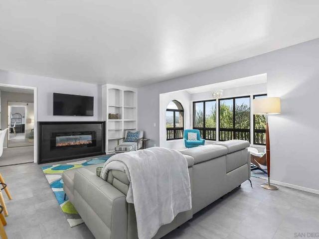 1 Bedroom Apartment for Rent at 2510 Clairemont Dr Unit 303, San Diego, CA 92117 Bay Park