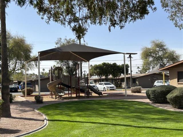 1 Bedroom Apartment for Rent at 2525 E Aire Libre Ave, Phoenix, AZ 85032