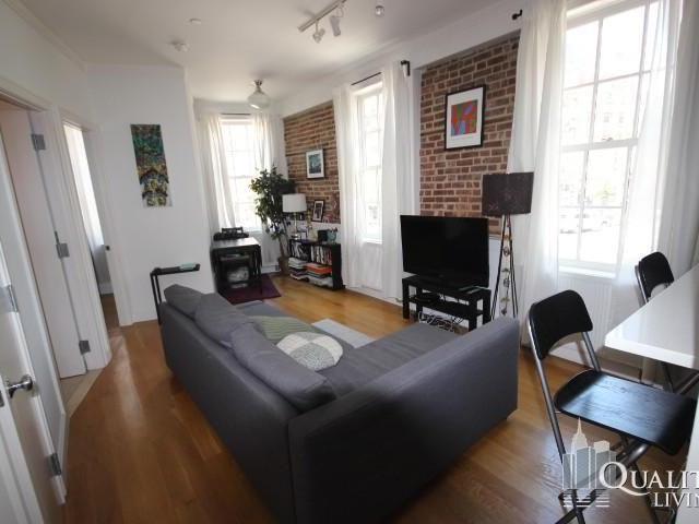 1 Bedroom Apartment for Rent at 252 W 10th St, New York, NY 10014 West Village