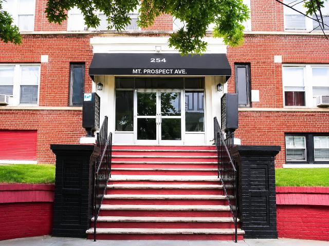1 Bedroom Apartment for Rent at 254 Mount Prospect Avenue #403b, Newark, NJ 07104 Forest Hill
