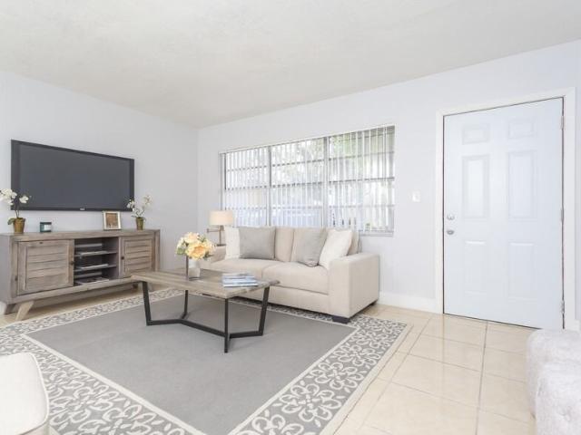 1 Bedroom Apartment for Rent at 2601 Northwest 207th Street #11, Miami Gardens, FL 33056 Lake Lucerne