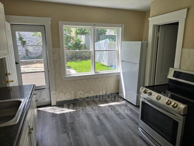 1 Bedroom Apartment for Rent at 2609 Hood Ave, Cleveland, OH 44109 Old Brooklyn
