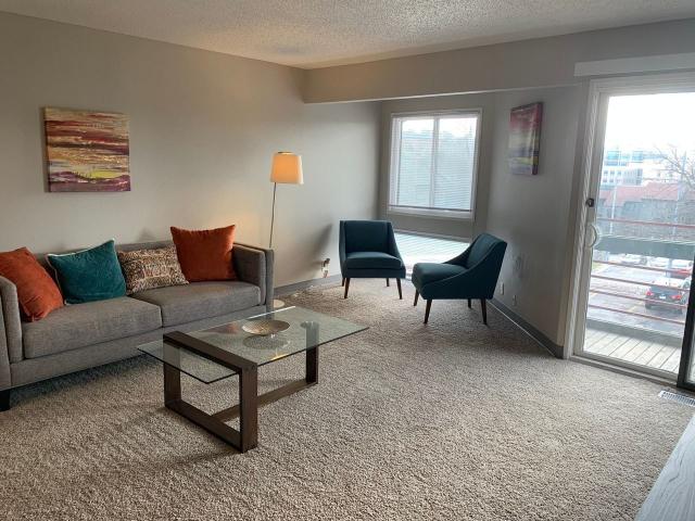 1 Bedroom Apartment for Rent at 2613 Nicholas Ct, Omaha, NE 68131