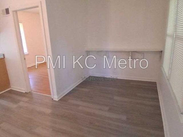 1 Bedroom Apartment for Rent at 26 S Central St #9, Buckner, MO 64016