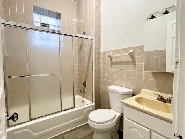 1 Bedroom Apartment for Rent at 2706 S Saint Louis Ave #3R, Chicago, IL 60623 South Lawndale