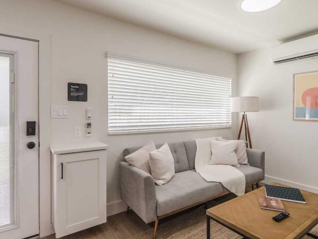 1 Bedroom Apartment for Rent at 2710 Amherst Ave #1018188P, Orlando, FL 32804 College Park