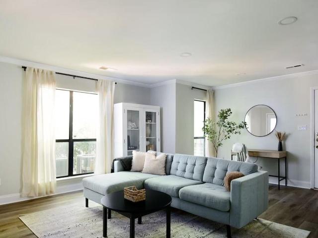 1 Bedroom Apartment for Rent at 2711 Randolph Rd #1353815P, Charlotte, NC 28207 Elizabeth