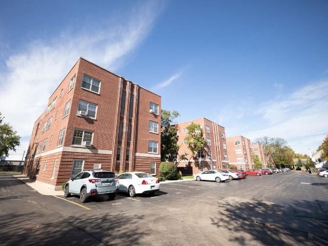 1 Bedroom Apartment for Rent at 2732 Hampton Pkwy #D1, Chicago, IL 60201 Evanston