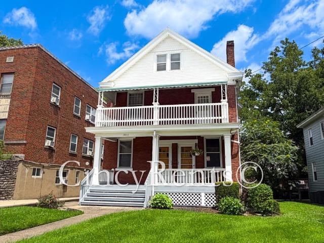 1 Bedroom Apartment for Rent at 2800 Observatory Ave #1, Cincinnati, OH 45208 Hyde Park