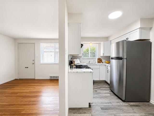 1 Bedroom Apartment for Rent at 2819 Lemay Ferry Road #B, Mehlville, MO 63125 Mehlville