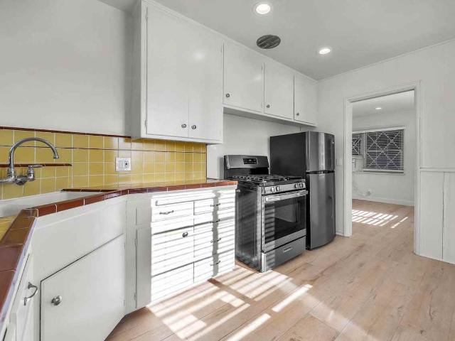 1 Bedroom Apartment for Rent at 2826 Avenel St #02, Los Angeles, CA 90039 Silver Lake
