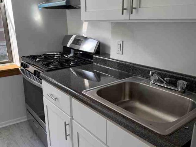 1 Bedroom Apartment for Rent at 2861 Bainbridge Avenue #2B, New York, NY 10458 Bedford Park