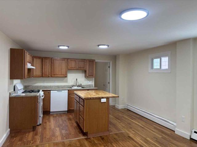 1 Bedroom Apartment for Rent at 286 Beacon St #C, Cambridge, MA 02143 Aggasiz Harvard University